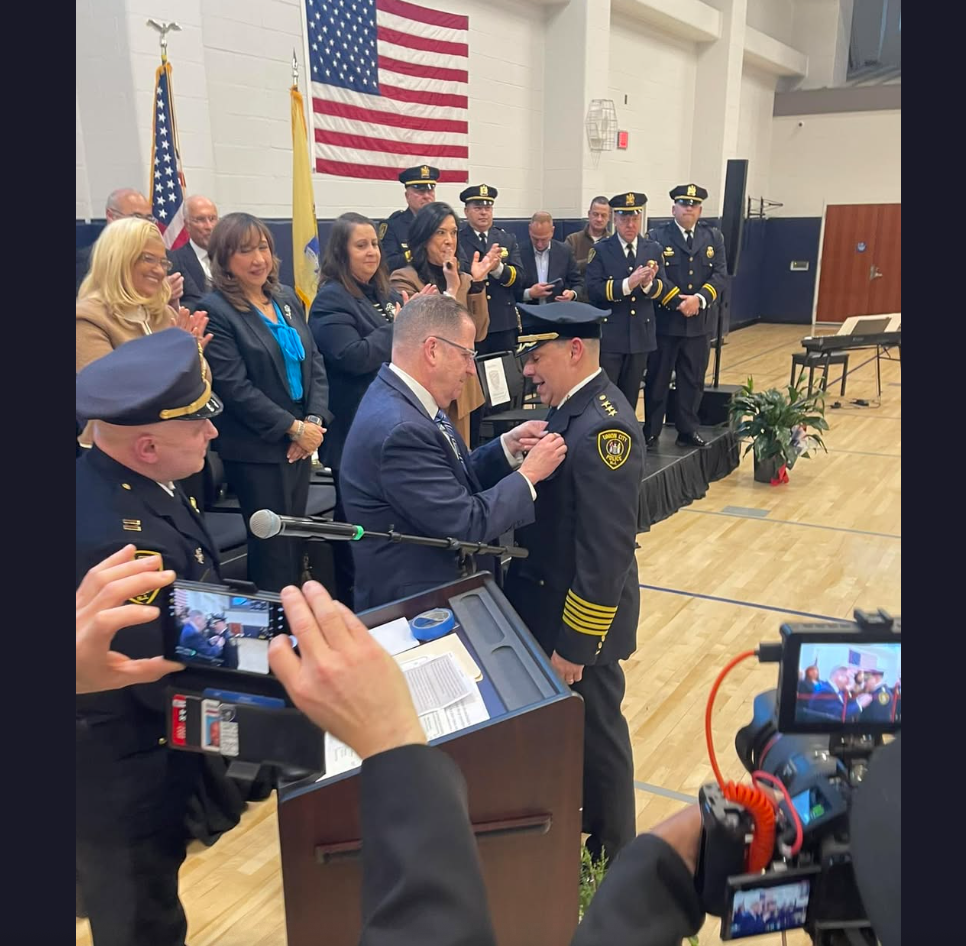 Walter Laurencio Takes Oath As Union City's 16th Chief of Police ...